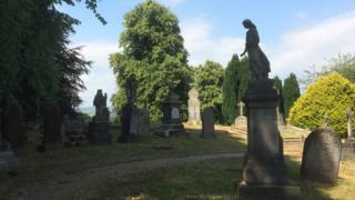 World War Two mortuary found in overgrown Wrexham cemetery - BBC News