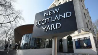 Met Police apologise for Liam Allan rape case errors - BBC News