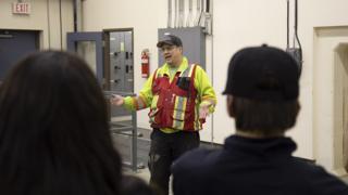Finding a solution to Canada's Indigenous water crisis - BBC News