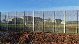 HMP Lindholme inmates placed orders for drugs, court hears - BBC News