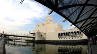 I M Pei: His most iconic buildings in pictures - BBC News