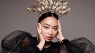 Why Tate McRae is a pop star you should get to know - BBC News