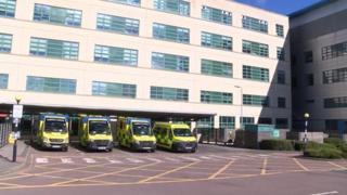 Why Swindon's Great Western Hospital A&E 'has no space' - BBC News
