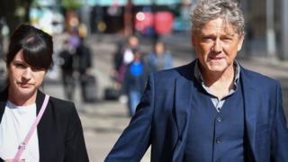Mark Jordon: Emmerdale actor cleared of pub attack - BBC News
