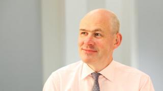 Could you be sending your firm's cash to fraudsters? - BBC News