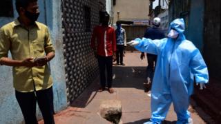 India coronavirus doctors: Notes on hope, fear and longing - BBC News