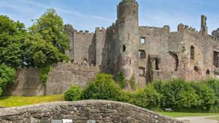 Cadw's map and music to bring Welsh history to life - BBC News