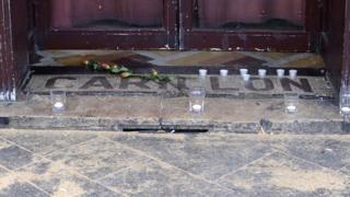 Paris attacks: Images of aftermath of deadly shootings - BBC News