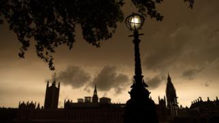 Aeolus: Wind satellite weathers technical storm - BBC News