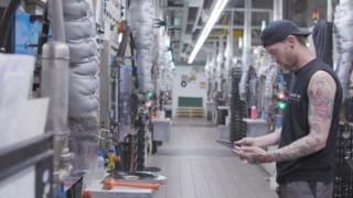 Is there a green solution to the vinyl record backlog? - BBC News