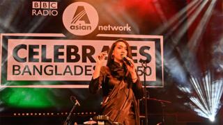 Asian Network turns 20: 'A safe space for British Asians' - BBC News