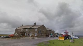 The Tan Hill Inn, Britain's highest pub, is up for sale - BBC News