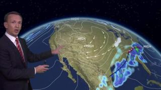 California wildfires: Is smoke toxic to the East Coast? - BBC News