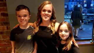 The family inspired by Ellie Simmonds on Strictly - BBC News