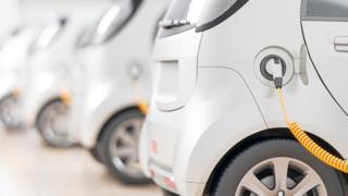 Wheels of fortune? A new age for electric motors - BBC News