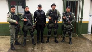 The avocado police protecting Mexico's green gold - BBC News