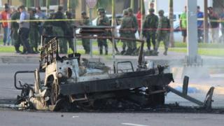 Mexico police kill 19 gunmen in big Sinaloa shootout - BBC News