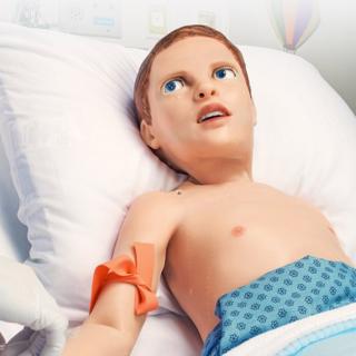 Pediatric Hal, el escalofriante niño-robot que sangra, grita y simula ...