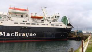 CalMac passenger numbers up as fares fall - BBC News