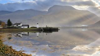 Ben Nevis registration system for charity walks - BBC News