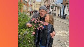 Sir Ian McKellen: Lord of the Rings star hangs out with young actor ...