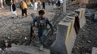 Why Taliban special forces are fighting Islamic State - BBC News