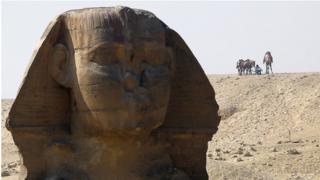 China adds yet another sphinx to its many replica monuments - BBC News