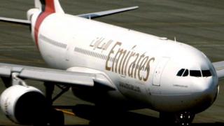 Emirates plane crash-lands at Dubai airport - BBC News