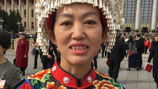 Xi Jinping: How China's president got ahead, in hats - BBC News