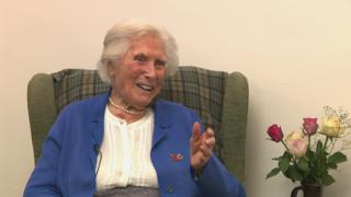 Unseen images of code breaking computer that helped win WW2 - BBC News