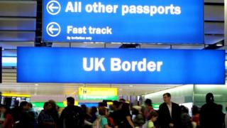 Brexit: UK and EU at odds over 'exit bill' - BBC News