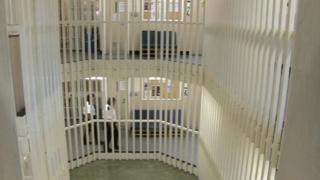 Swaleside Prison: Levels of violence 'too high' - BBC News