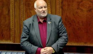 Police warn DUP's David Hilditch about paramilitary threat - BBC News