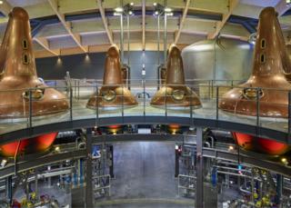 New whisky distillery in Moray 'like nothing else' - BBC News
