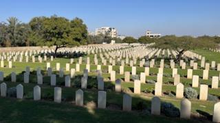 The Gaza family tending World War graves for 100 years - BBC News