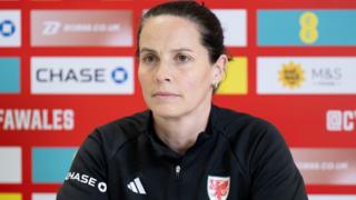 Wales Women's Football Team - BBC Sport