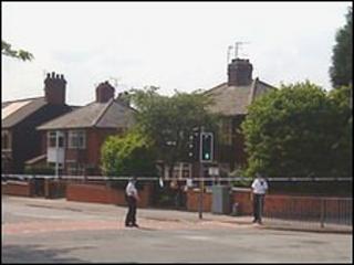 Three arrested following Stoke-on-Trent shooting - BBC News
