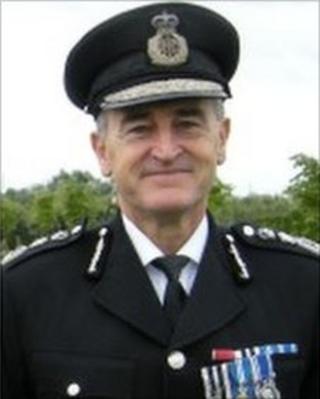 Knighthood for ex-Surrey chief constable Denis O'Connor - BBC News