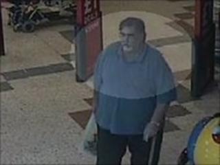 Derbyshire murderer who plotted shooting lived in chaos - BBC News