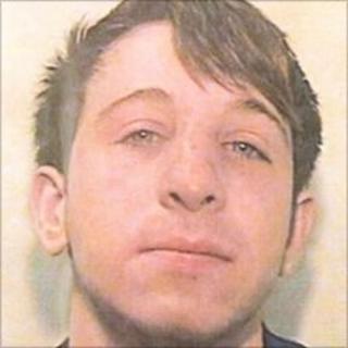 Murderer David Fielding sentenced to life - BBC News