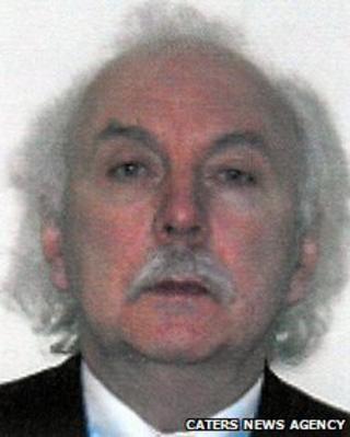 Cumbria shootings: Timeline of Derrick Bird's rampage - BBC News