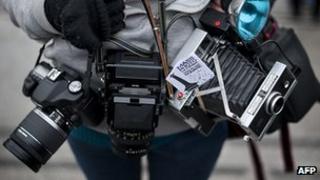A question of ethics: Photographers in the spotlight - BBC News