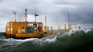 Cornwall Wave Hub to be sold for offshore wind farm - BBC News