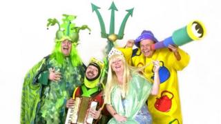 Five reasons the Kettle is still Singing after 30 years - BBC News