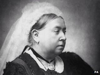 Queen Victoria's private diaries made available online - BBC News