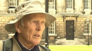 Royal pardon for codebreaker Alan Turing - BBC News