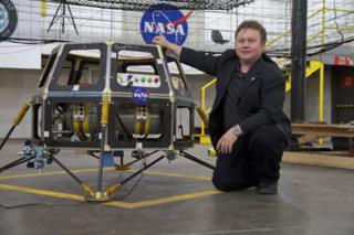 What if you could mine the Moon? - BBC News