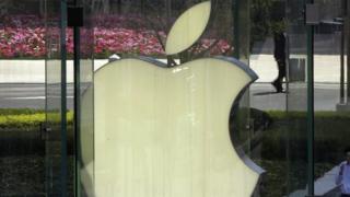 Apple: Experts' views on tech firm's next big product - BBC News