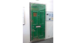 In pictures: How Cambridge Computer Lab changed the world - BBC News