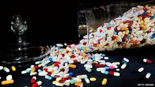 'Remote control' contraceptive chip available 'by 2018' - BBC News